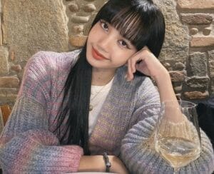 BLACKPINK Lisa Age, Height & Nationality Revealed